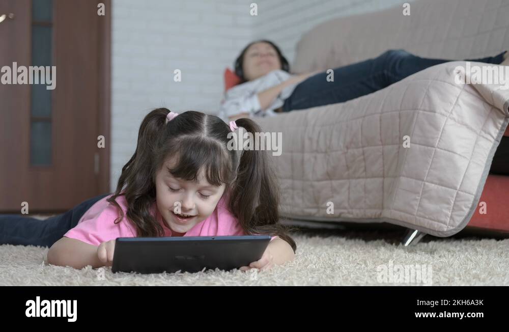 Child unsupervised Stock Videos & Footage - HD and 4K Video Clips - Alamy