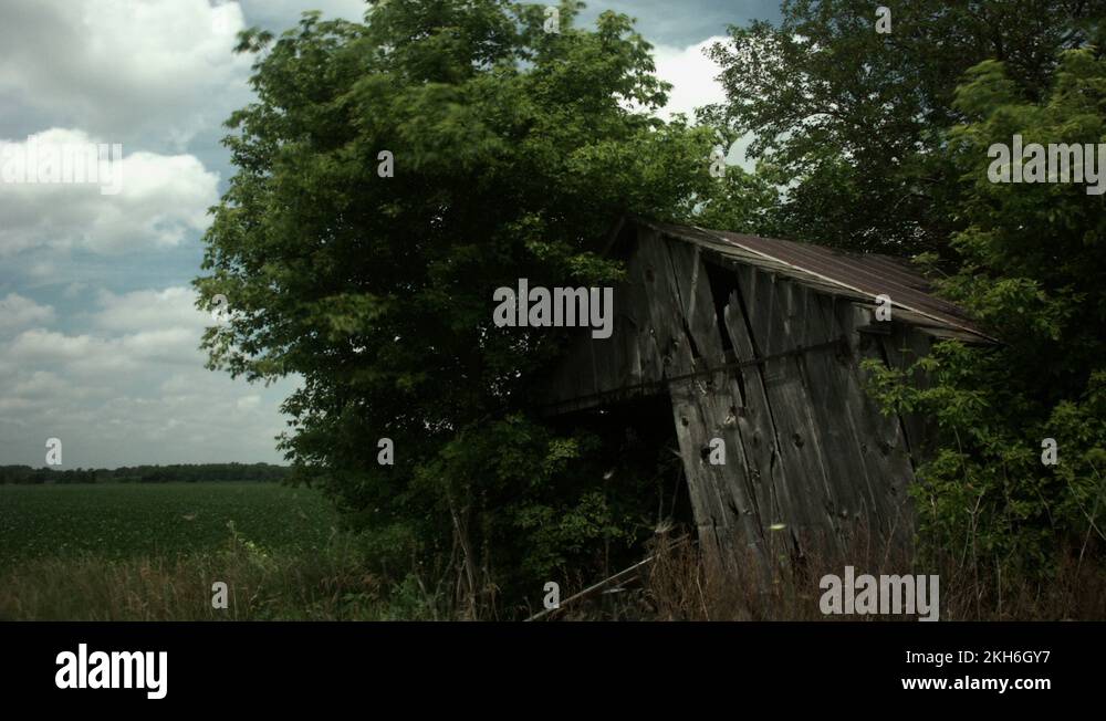 Decaying barn Stock Videos & Footage - HD and 4K Video Clips - Alamy