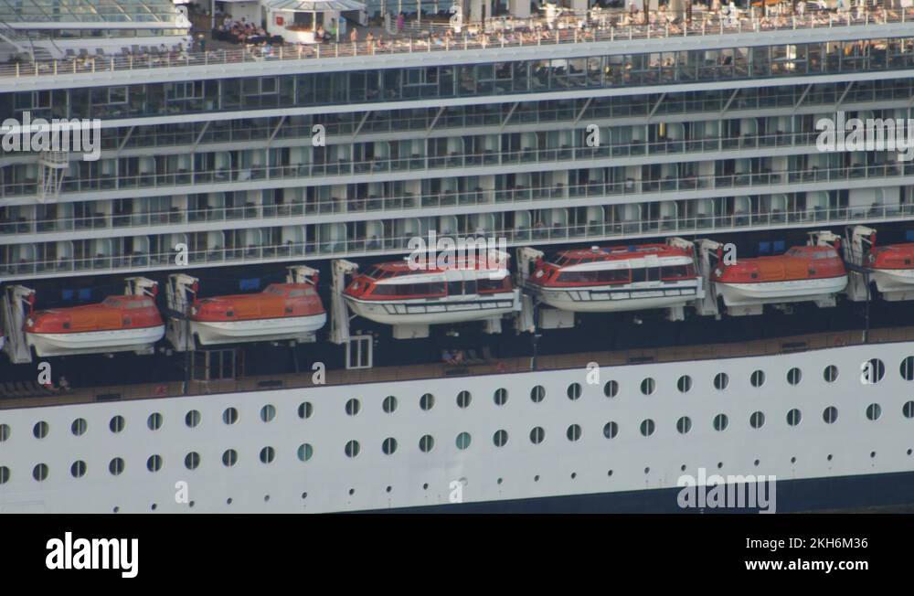 Millennium-class cruise ship Celebrity Infinity, Celebrity Cruises ...