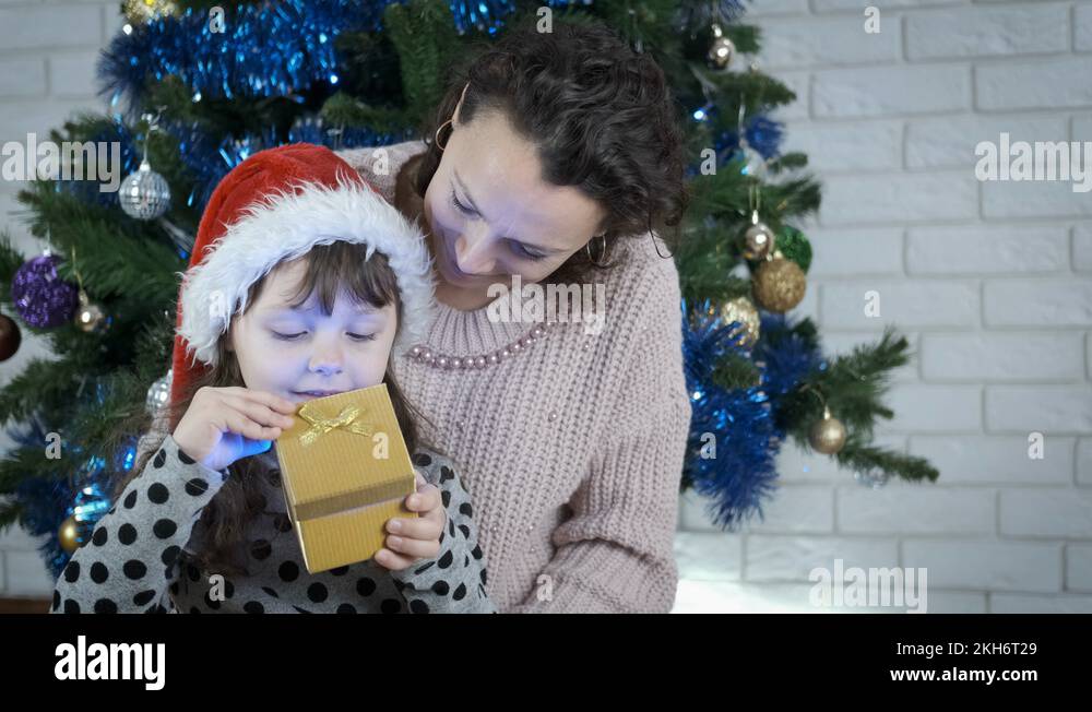 Opening year Stock Videos & Footage - HD and 4K Video Clips - Alamy