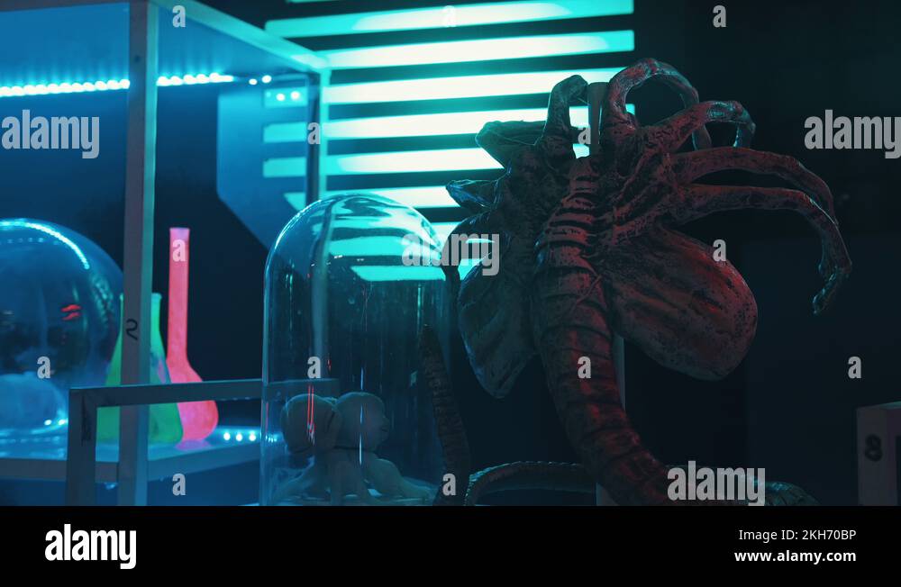 Aliens head in space Stock Videos & Footage - HD and 4K Video Clips - Alamy