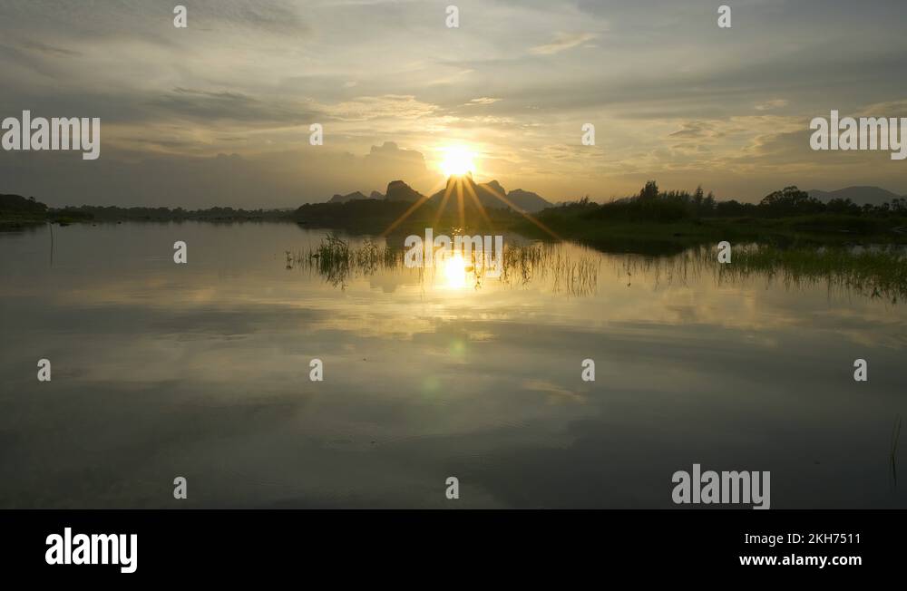 Riverside background Stock Videos & Footage - HD and 4K Video Clips - Alamy