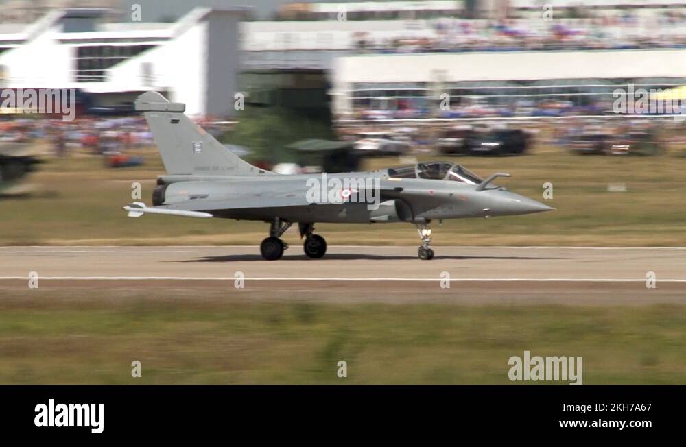 Dassault Rafale French multi-role fighter move over runway towards take ...