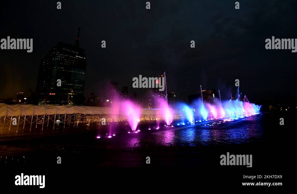 the fountain showing with lighting in night time at ICON SIAM Stock ...
