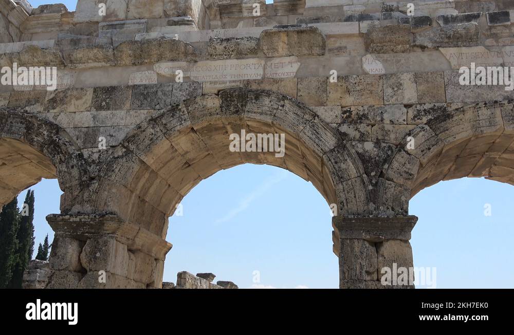 Arch guide Stock Videos & Footage - HD and 4K Video Clips - Alamy