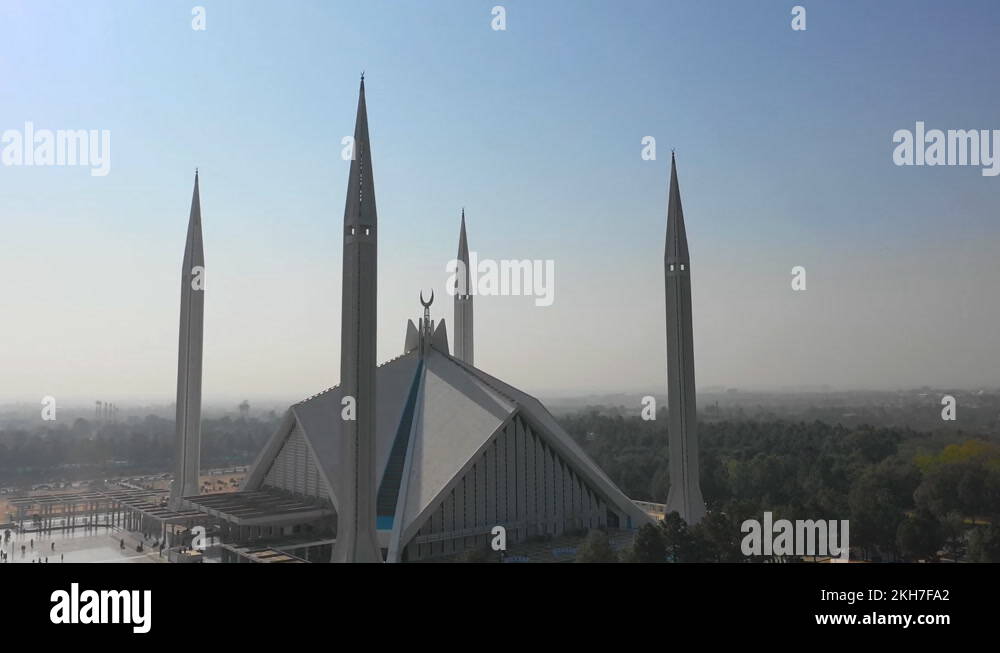 Shah Faisal Mosque is one of the largest Mosques in the World Stock ...