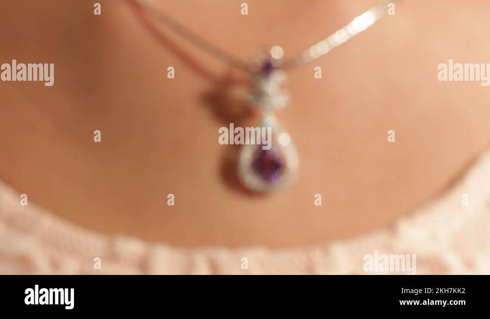 Diamond neck Stock Videos & Footage - HD and 4K Video Clips - Alamy