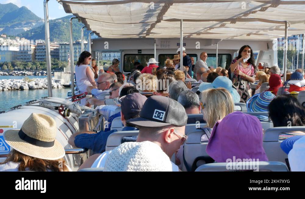Amalfi ferry Stock Videos & Footage - HD and 4K Video Clips - Alamy