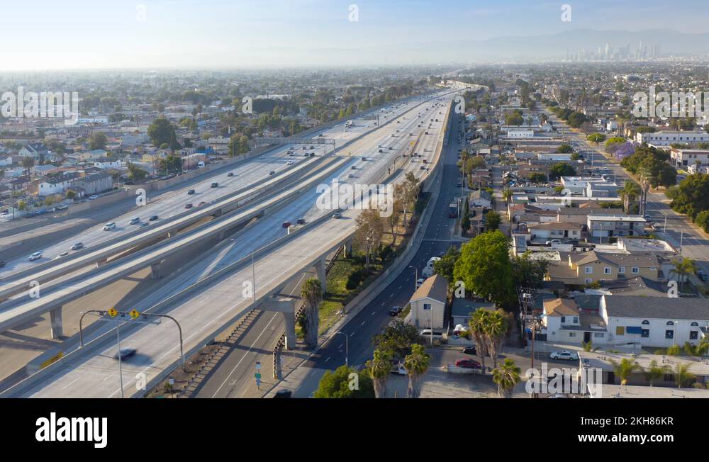 Expressway and cars Stock Videos & Footage - HD and 4K Video Clips - Alamy