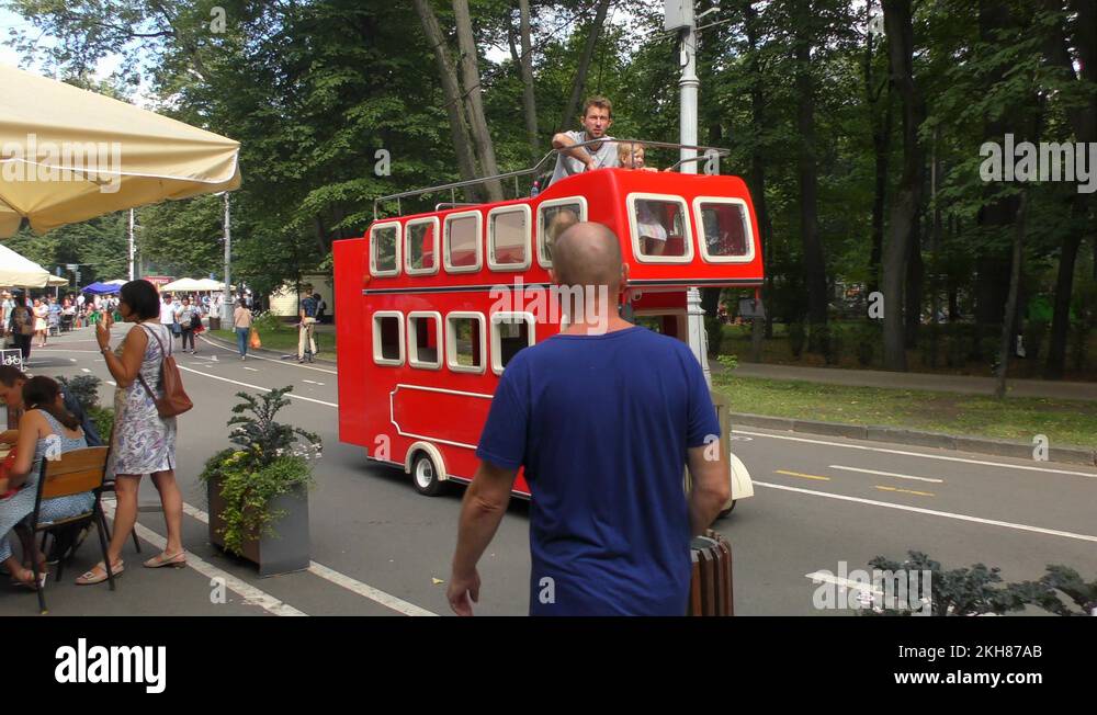 Double decker car park Stock Videos & Footage - HD and 4K Video Clips ...