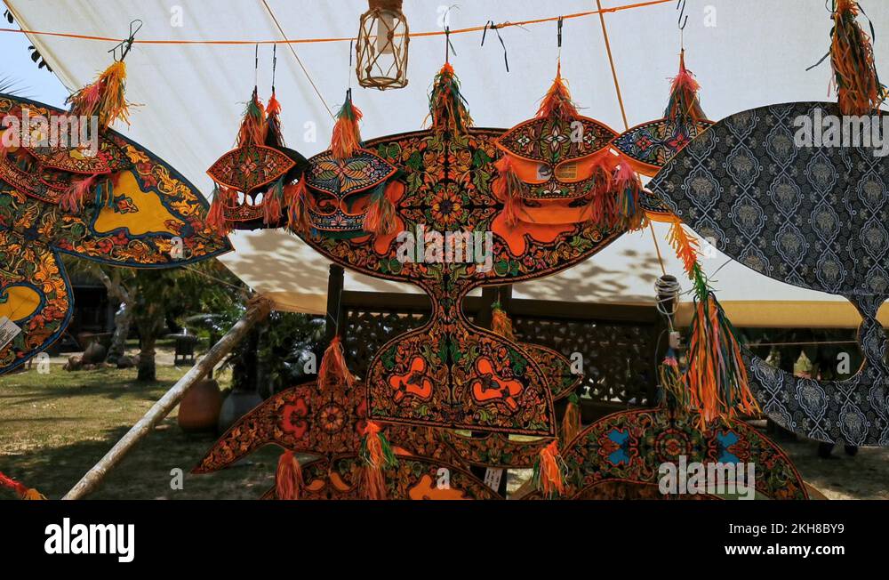 Wau kite Stock Videos & Footage - HD and 4K Video Clips - Alamy