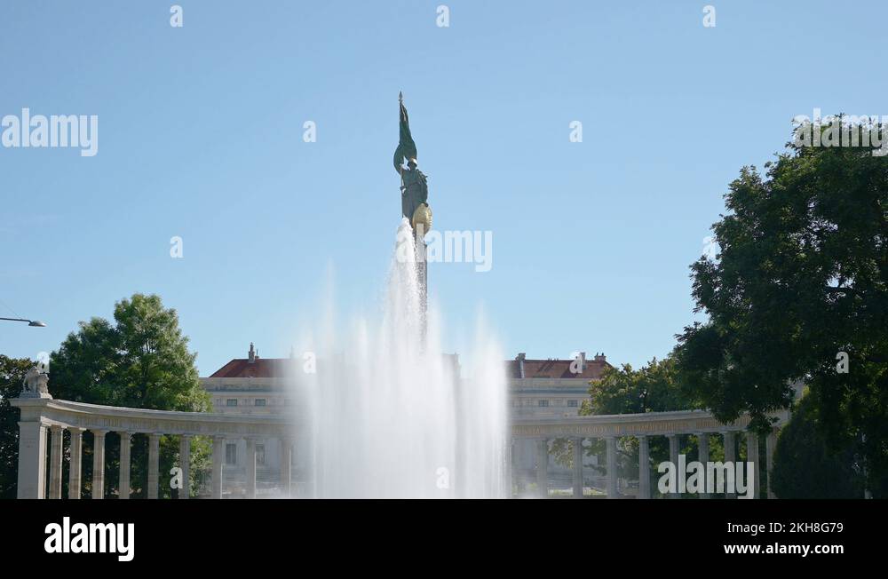 Springbrunnen Stock Videos & Footage - HD and 4K Video Clips - Alamy