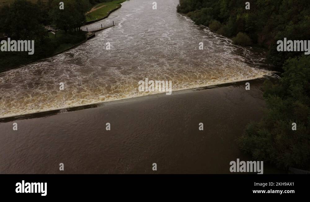 Trent river dam Stock Videos & Footage - HD and 4K Video Clips - Alamy