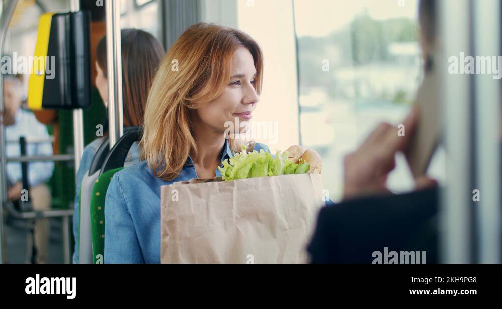 Packet transport Stock Videos & Footage - HD and 4K Video Clips - Alamy