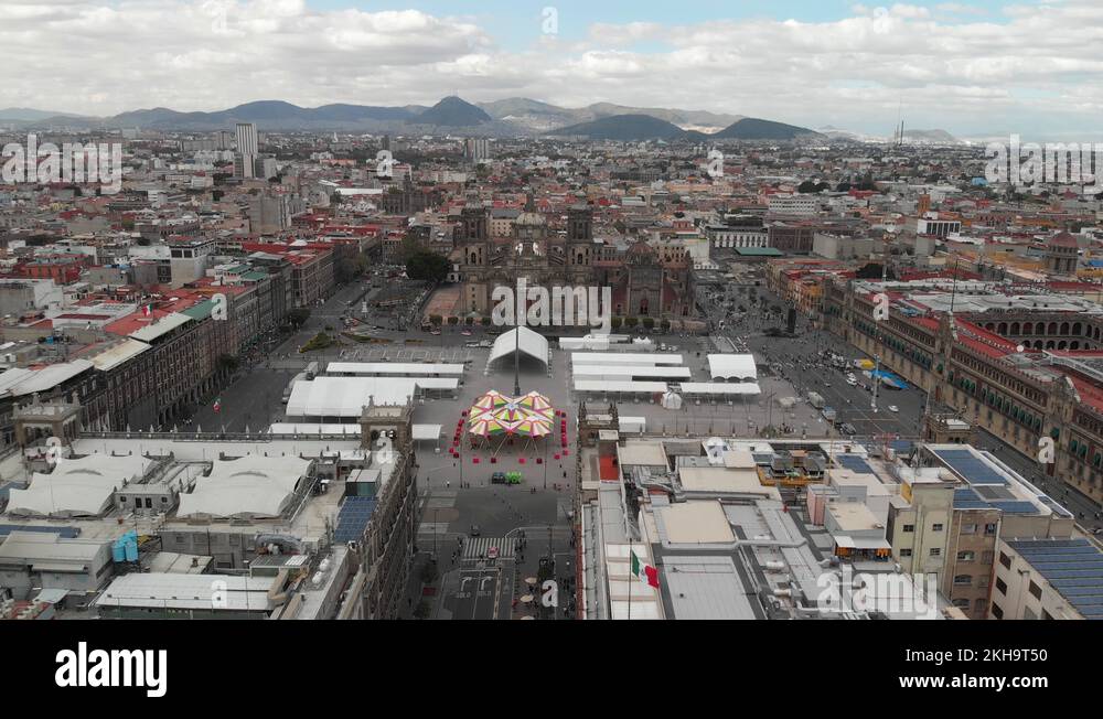Zocalo square aerial Stock Videos & Footage - HD and 4K Video Clips - Alamy