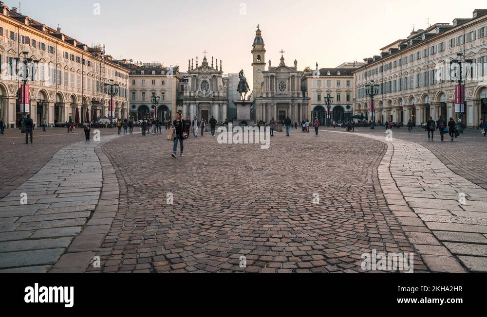 Turin baroque square Stock Videos & Footage - HD and 4K Video Clips - Alamy