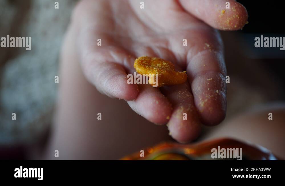 Hold cracker Stock Videos & Footage - HD and 4K Video Clips - Alamy