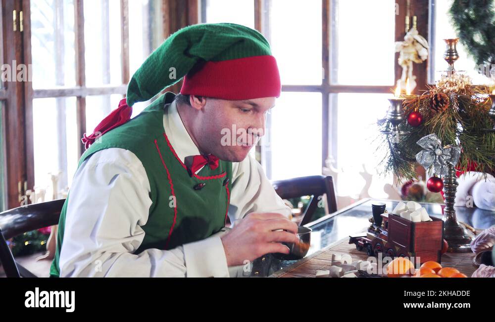Elf circle Stock Videos & Footage - HD and 4K Video Clips - Alamy