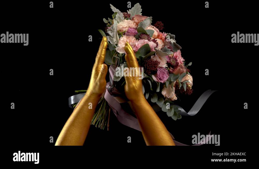 Gold painted woman Stock Videos & Footage - HD and 4K Video Clips - Alamy