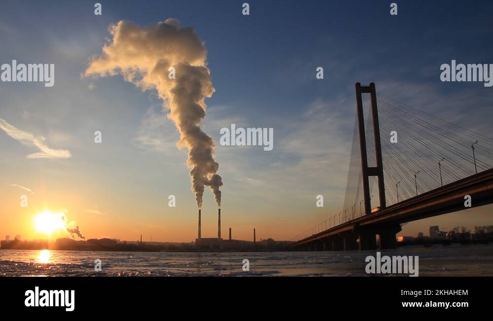 Heat bridge Stock Videos & Footage - HD and 4K Video Clips - Alamy