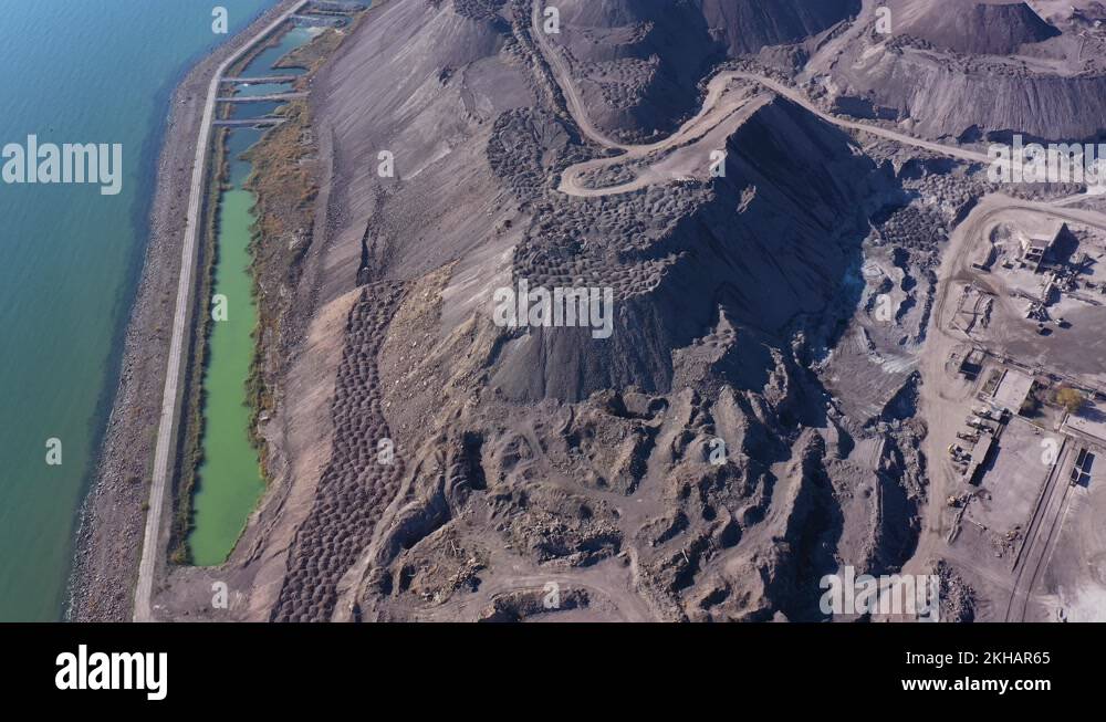 Seashore pollution Stock Videos & Footage - HD and 4K Video Clips - Alamy