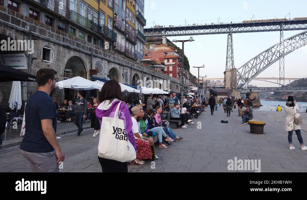 Crowded place city Stock Videos & Footage - HD and 4K Video Clips - Alamy