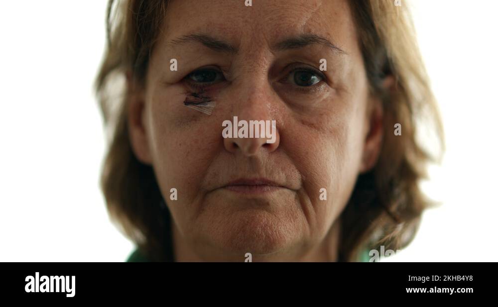 Older woman shaking head with disapproval, portrait of woman with ...