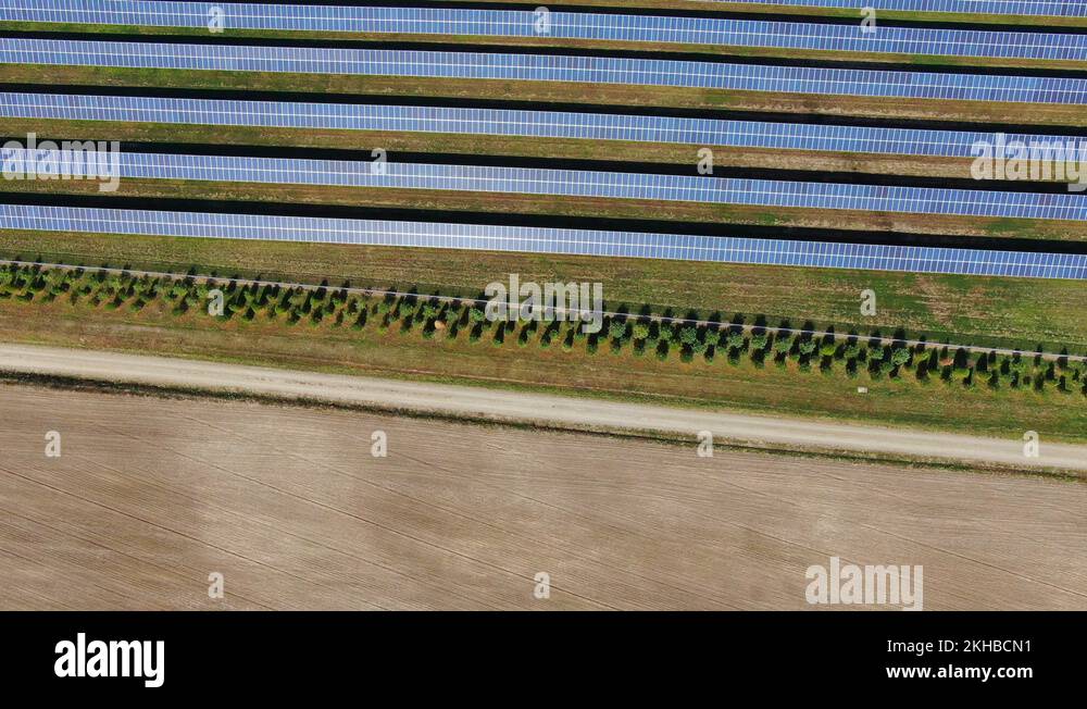 Epic Camera Tilt Reveal of a Solar Farm Stock Video Footage - Alamy