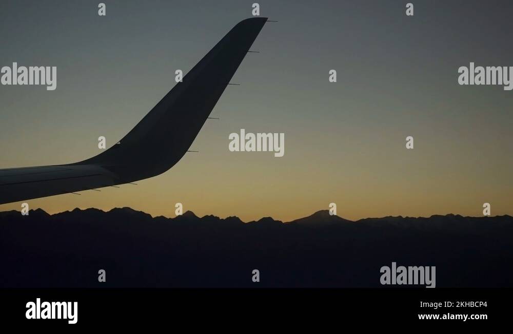 Straight wing jet Stock Videos & Footage - HD and 4K Video Clips - Alamy