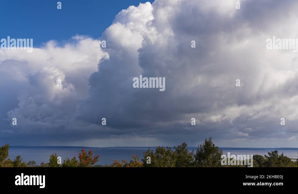 Cloud formations over sea Stock Videos & Footage - HD and 4K Video ...