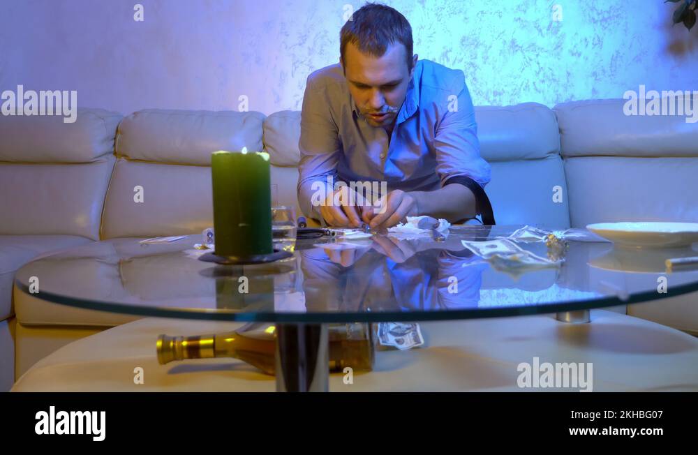 Nose powder Stock Videos & Footage - HD and 4K Video Clips - Alamy