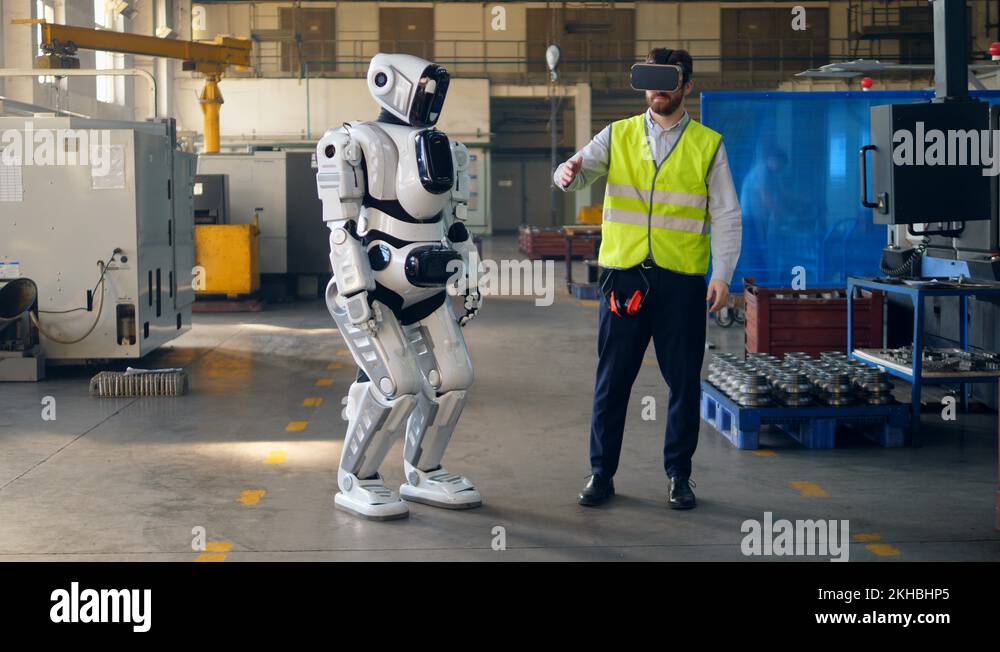 Wear robot Stock Videos & Footage - HD and 4K Video Clips - Alamy