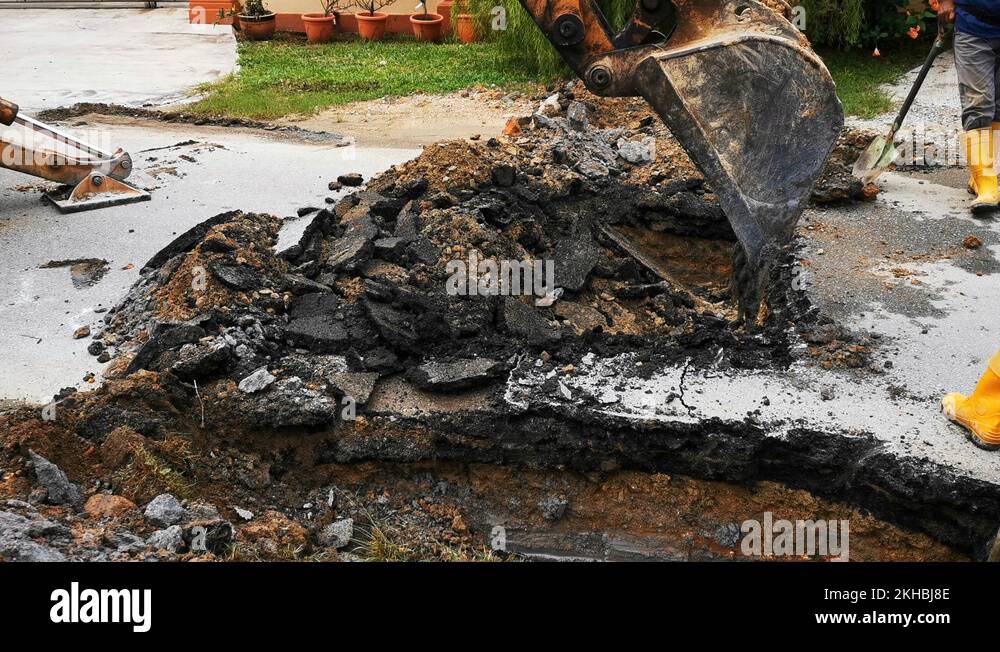 Digging for water Stock Videos & Footage - HD and 4K Video Clips - Alamy