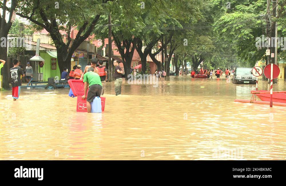 Philippines manila city garbage people Stock Videos & Footage - HD and ...