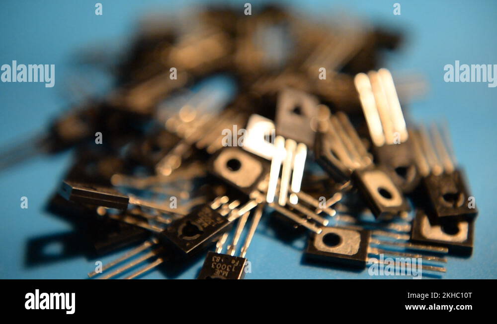 Power transistor Stock Videos & Footage - HD and 4K Video Clips - Alamy
