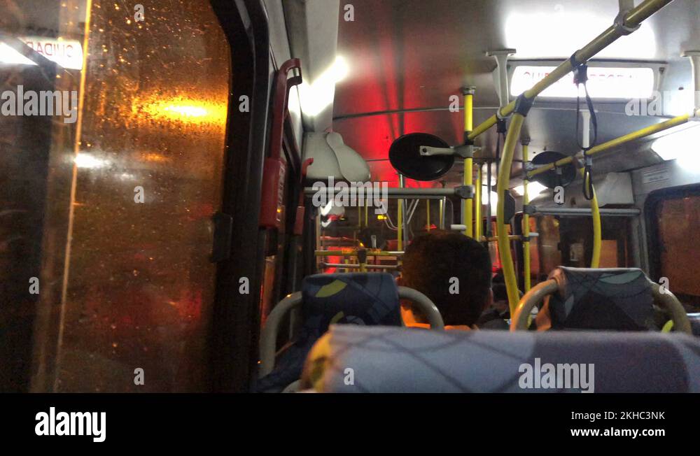 Bus night uk stop Stock Videos & Footage - HD and 4K Video Clips - Alamy