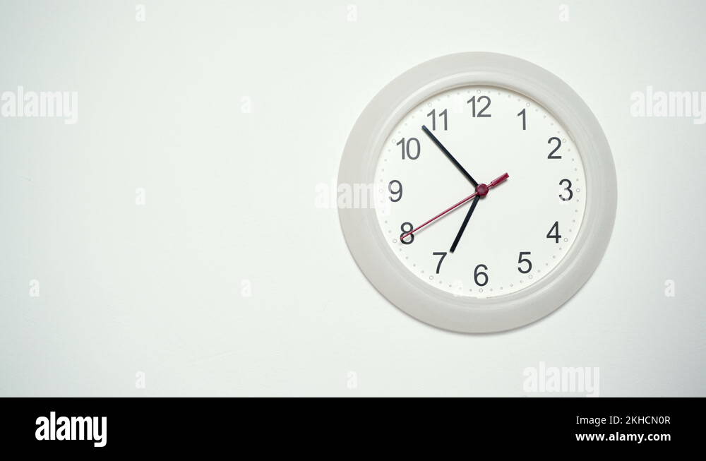 Clock face showing time seven Stock Videos & Footage - HD and 4K Video ...