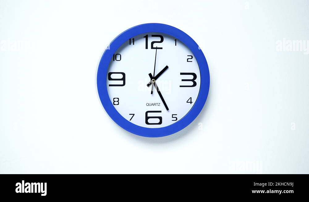13 hour clock Stock Videos & Footage - HD and 4K Video Clips - Alamy