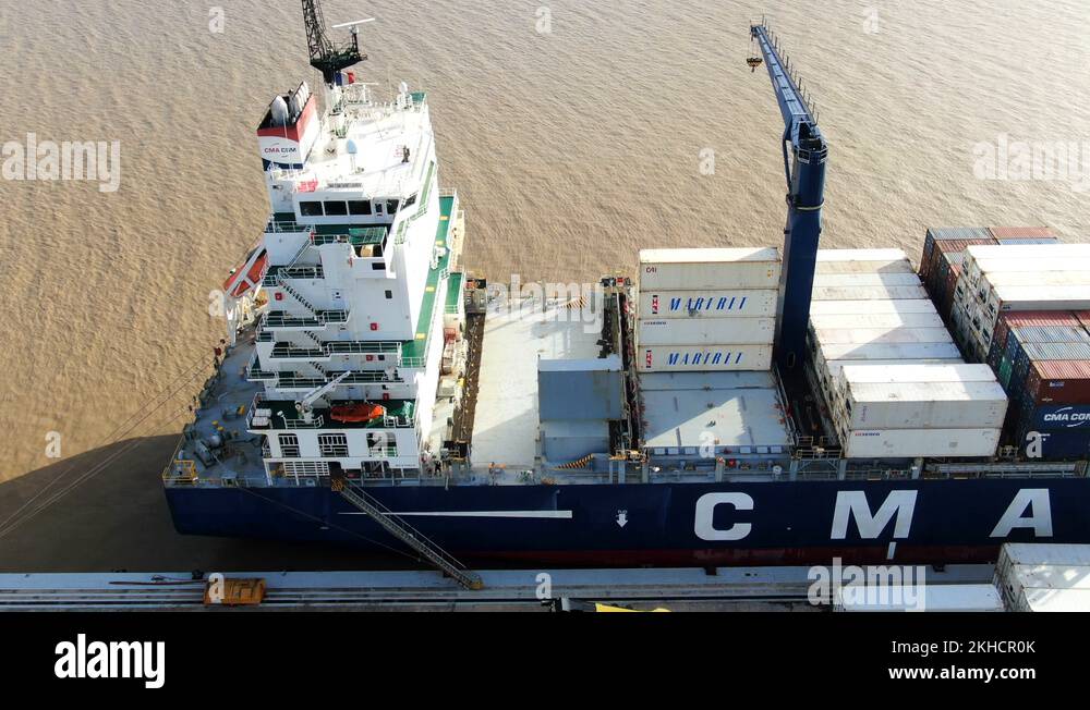 Container ship alongside cranes Stock Videos & Footage - HD and 4K ...