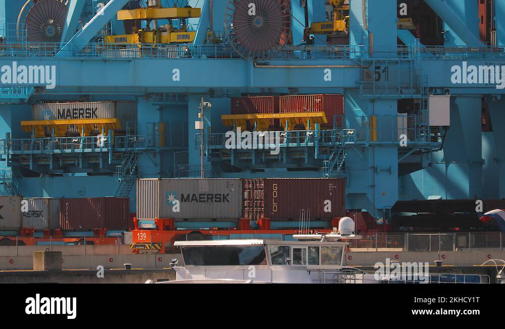 Rwg terminal Stock Videos & Footage - HD and 4K Video Clips - Alamy