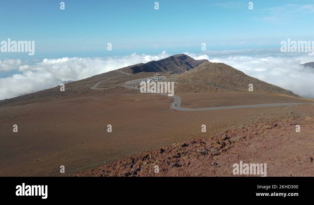 Summit view and clouds at Haleakala Volcano Crater National Park,Maui ...