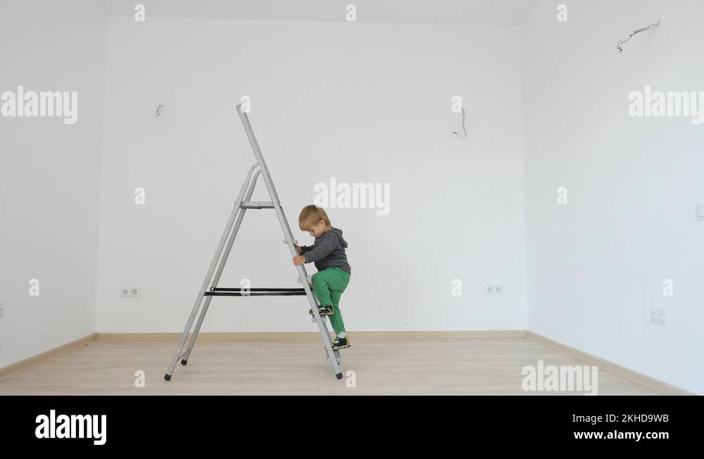 Ladder scale Stock Videos & Footage - HD and 4K Video Clips - Alamy
