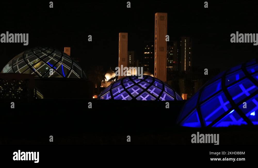 Abu Dhabi Sheikh Zayed Grand Mosque landscaping design at night Stock ...