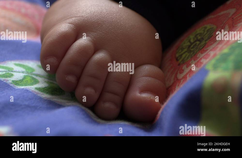 Baby feet macro Stock Videos & Footage - HD and 4K Video Clips - Alamy