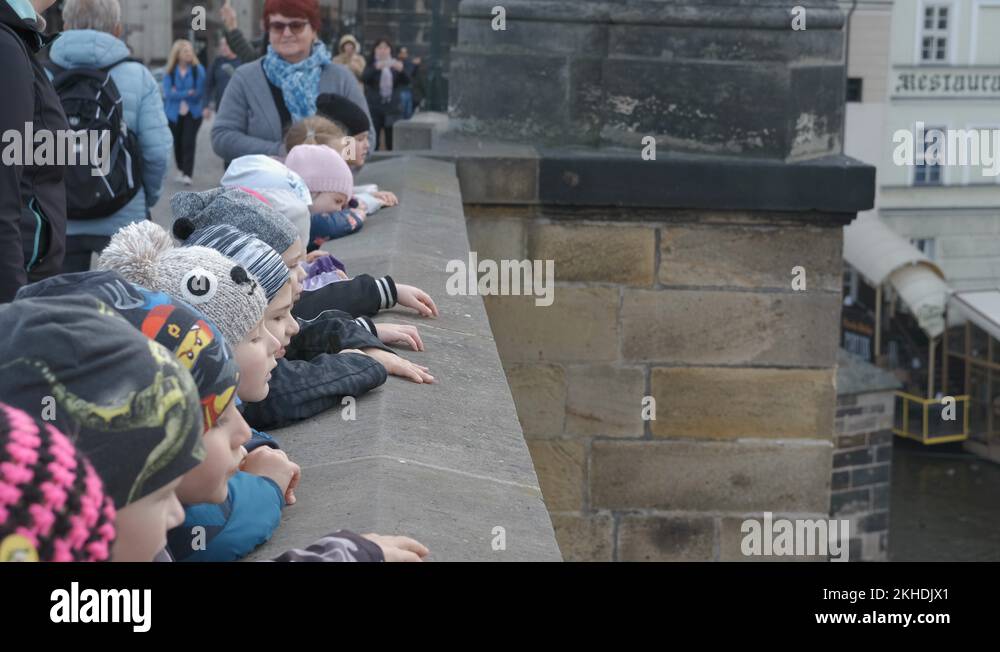 Childrens tour Stock Videos & Footage - HD and 4K Video Clips - Alamy