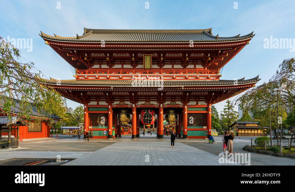 Sensoji gate Stock Videos & Footage - HD and 4K Video Clips - Alamy