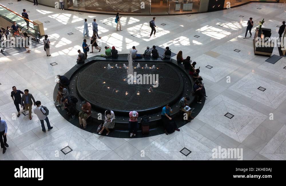 Landmark atrium Stock Videos & Footage - HD and 4K Video Clips - Alamy