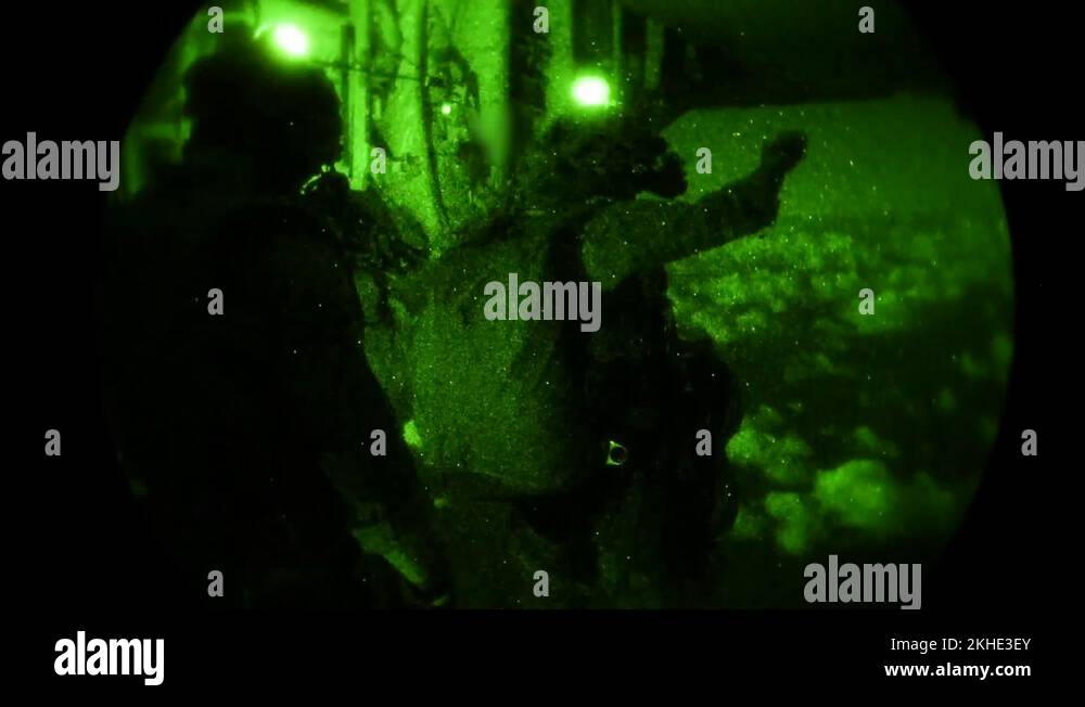 Night vision imagery of Special Operations airmen free-falling from ...