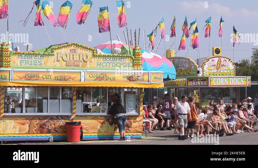 Fair fairground funfair Stock Videos & Footage - HD and 4K Video Clips ...