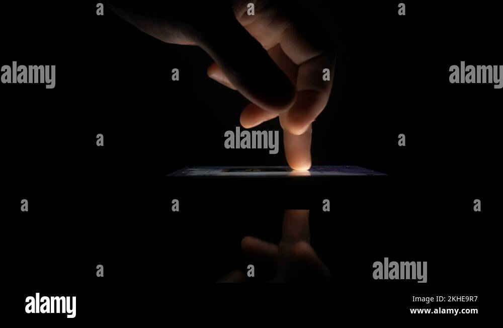 Scrolling web Stock Videos & Footage - HD and 4K Video Clips - Alamy